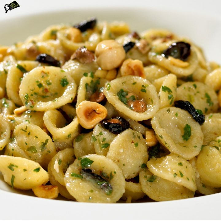 orejitas (orecchiette) a mano: semola de trigo - The Spice Chica™